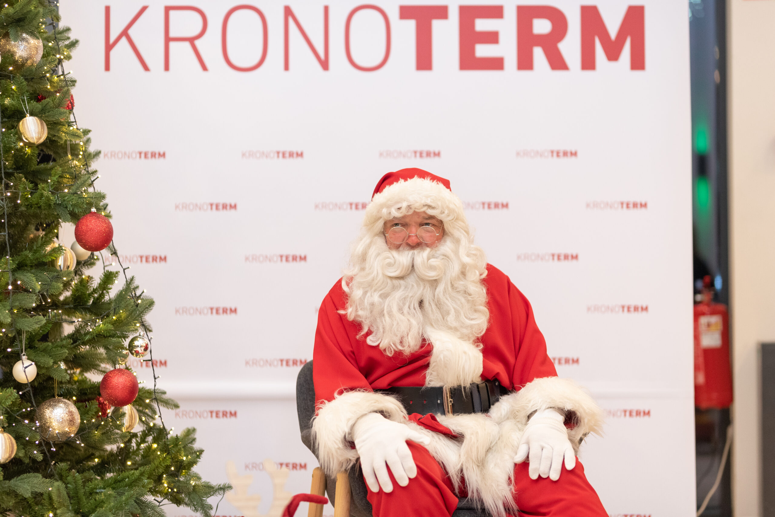 FILMSKO OBARVAN PRAZNIČNI DECEMBER - Kronoterm